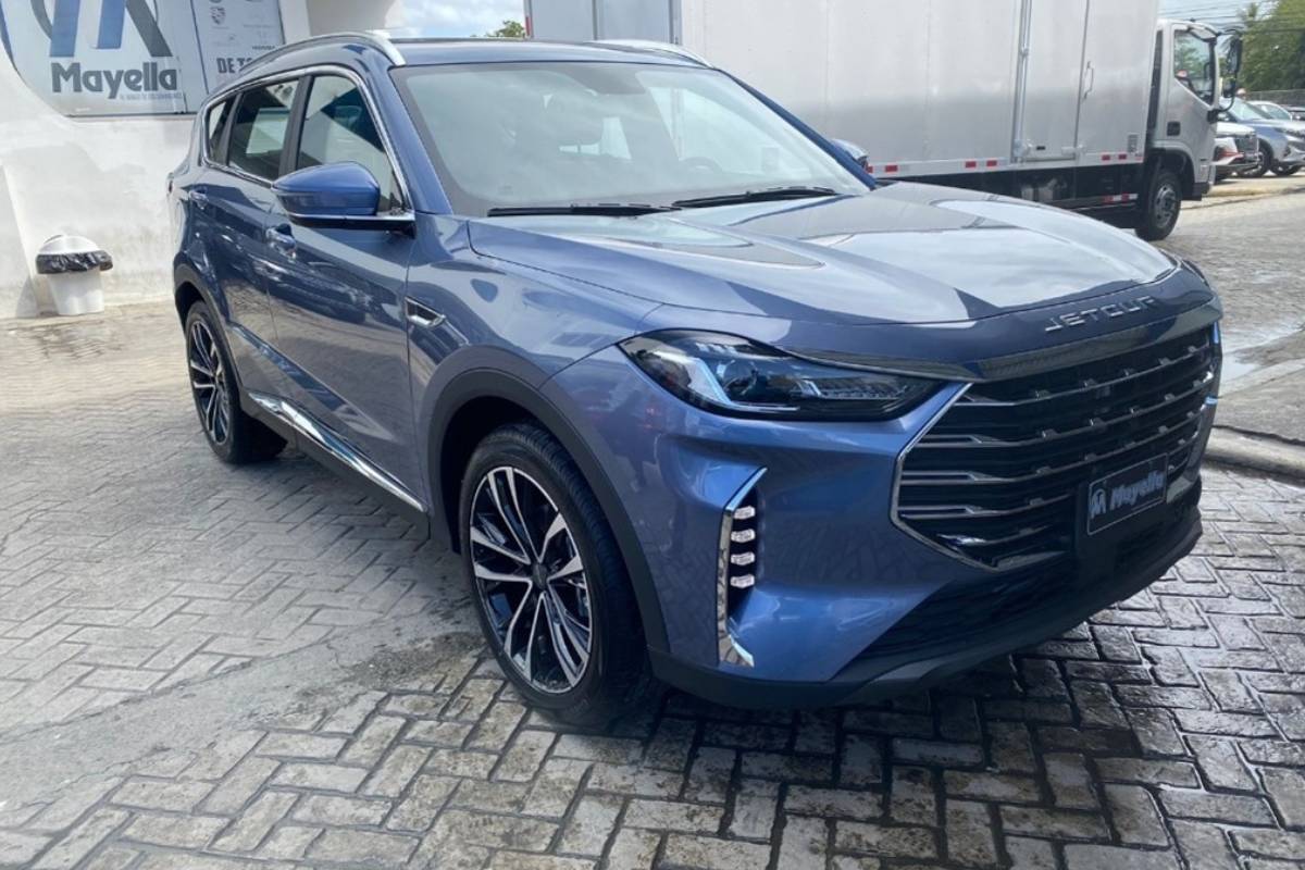 StriveME - هكذا جاءت ابرز الفروقات بين جيتور اكس 70 بلس وشيري تيجو 8 برو ماكس 2024